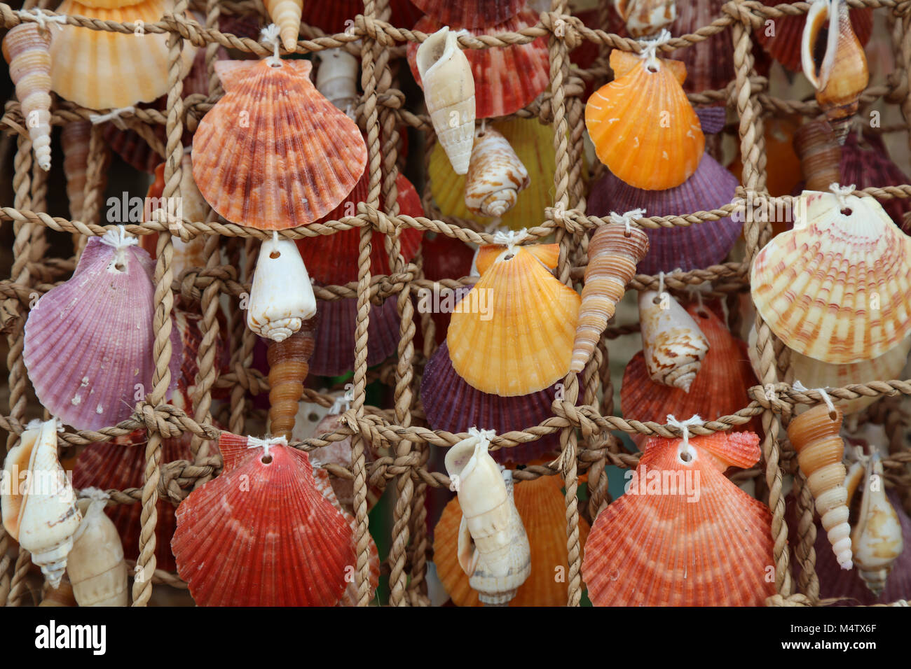 Philippines crafts hi-res stock photography and images - Alamy