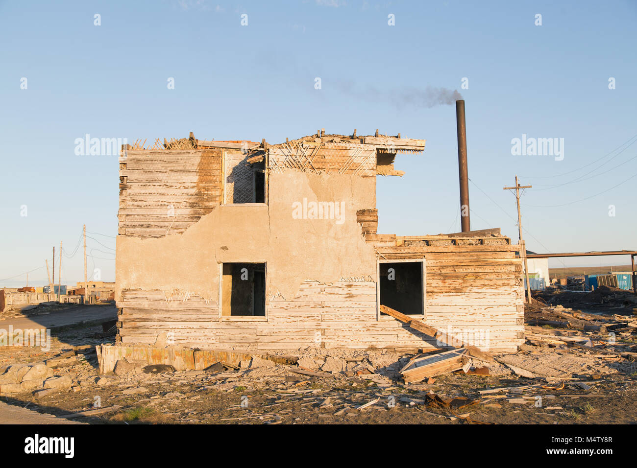 Destroyed house hi-res stock photography and images - Alamy