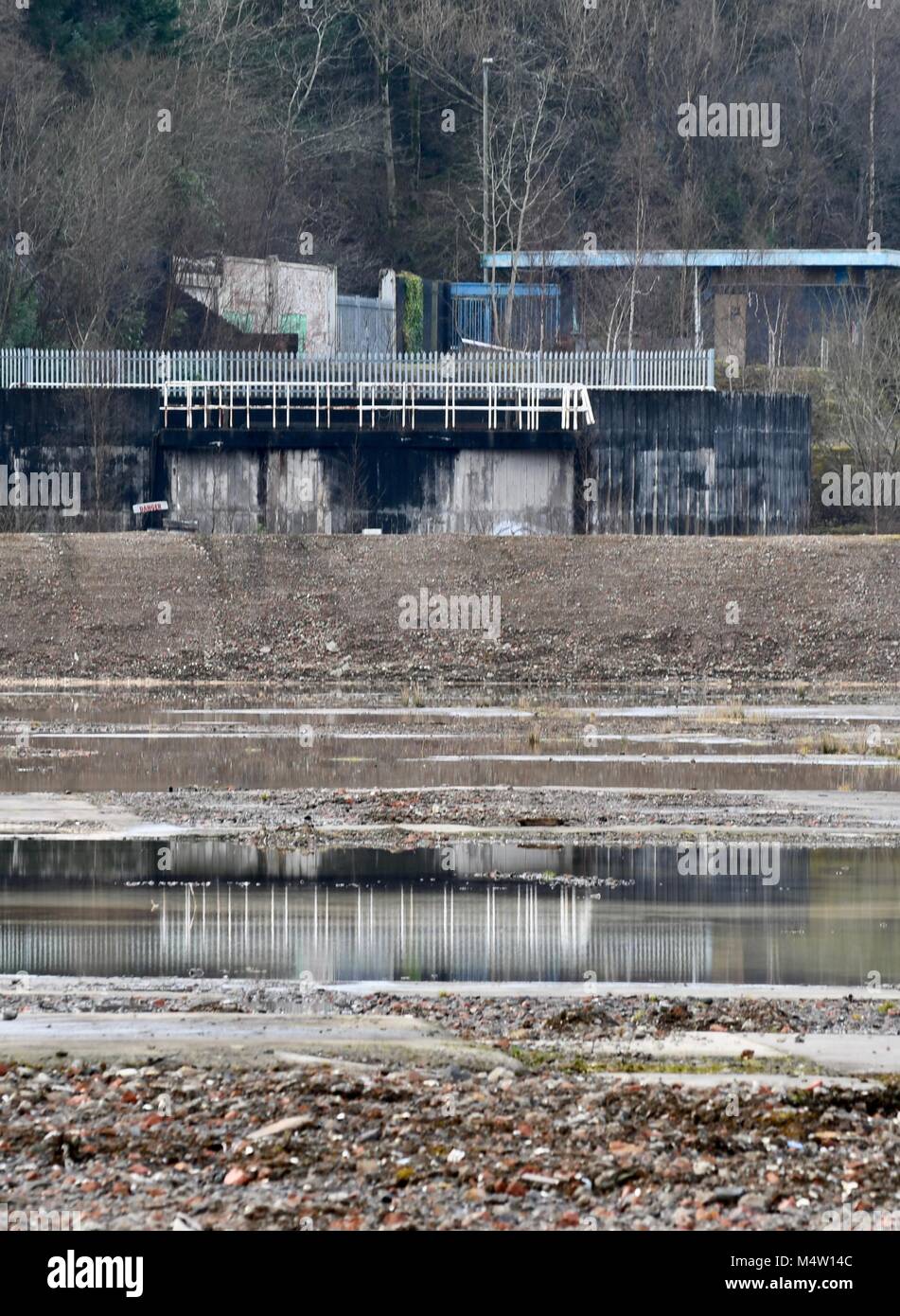 Inverkip power station entrance building reflection Stock Photo - Alamy