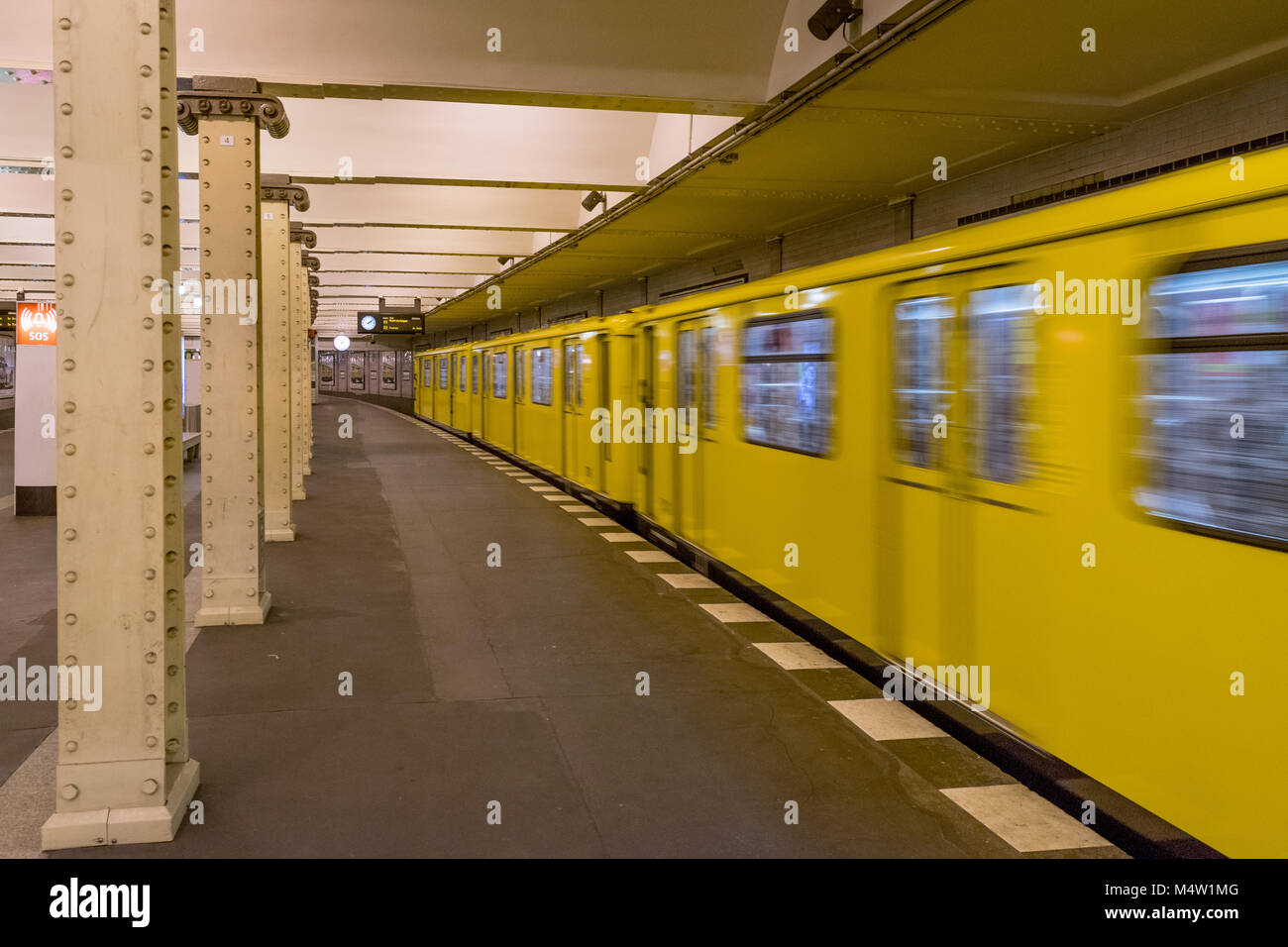 Berlin u bahn station interior hi-res stock photography and images - Alamy