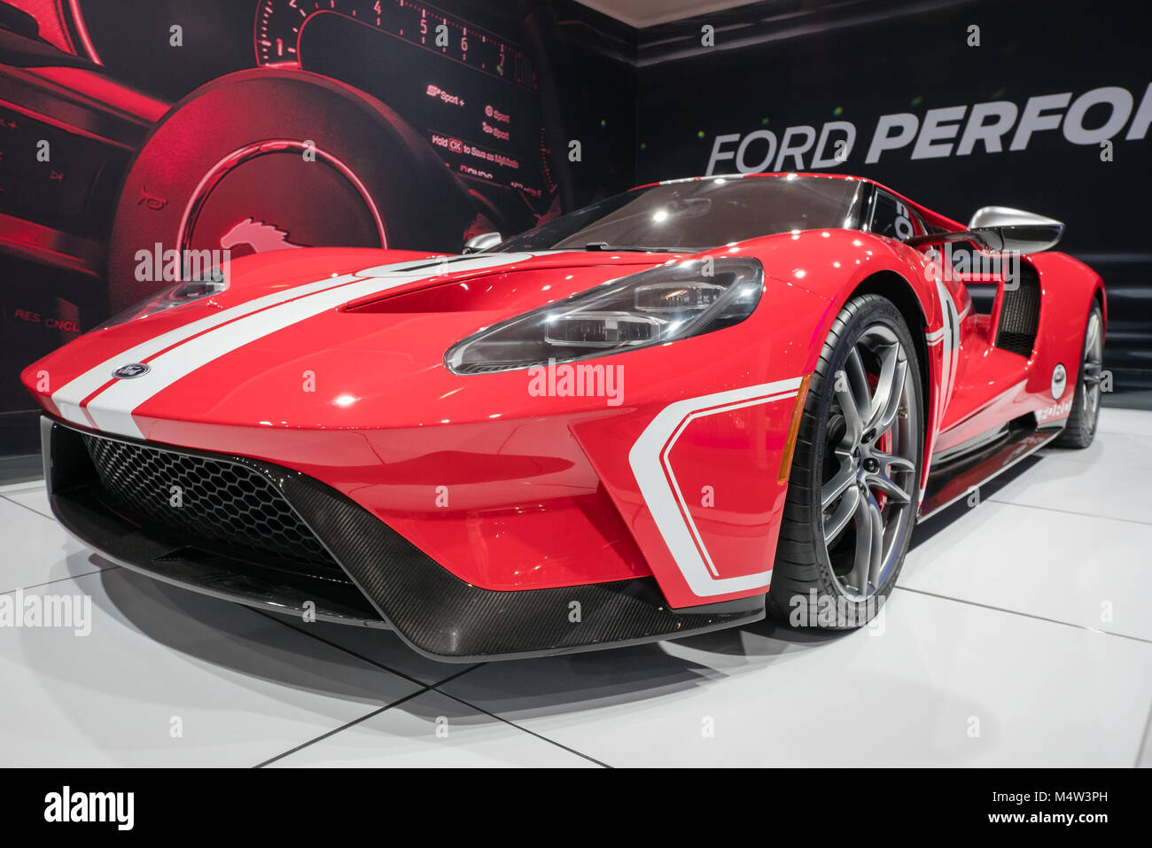 Red ford gt hi-res stock photography and images - Alamy