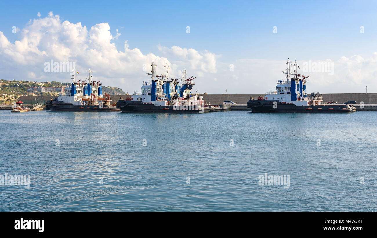 Tugs in the port of Milazzo, Sicily, Italy Stock Photo - Alamy
