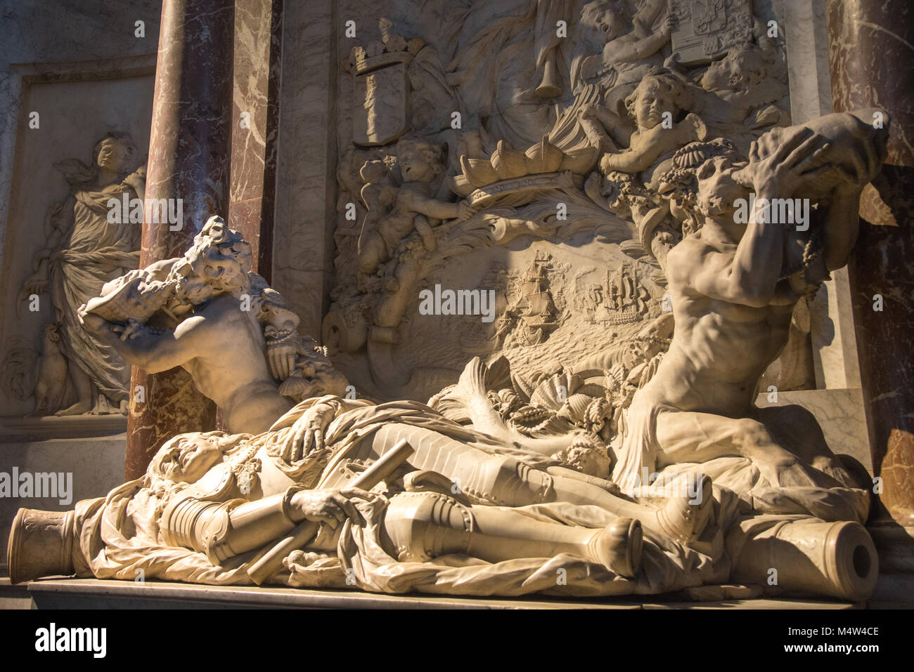 tombe of Michael de Ruyter in Nieuwe Kerk, Amsterdam, Holland Stock ...