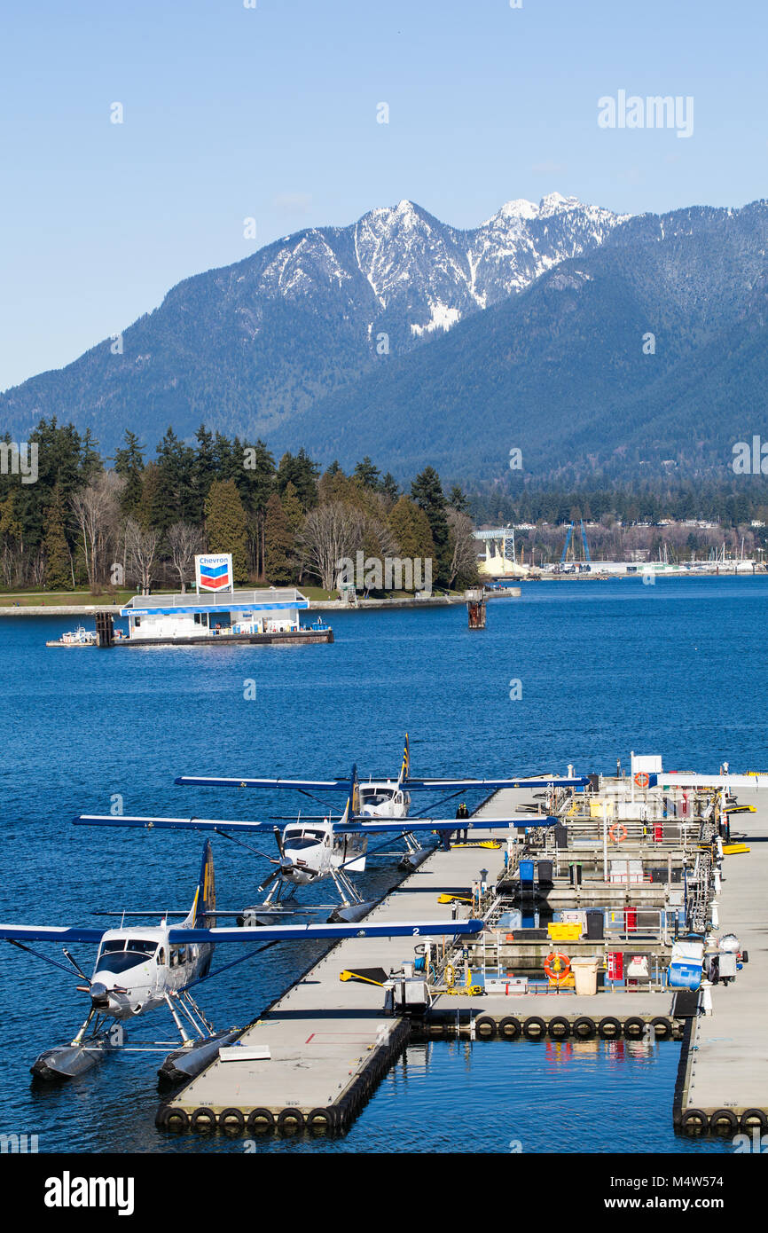 Vancouver Seaplane Terminal in Coal Harbour Stock Photo - Alamy