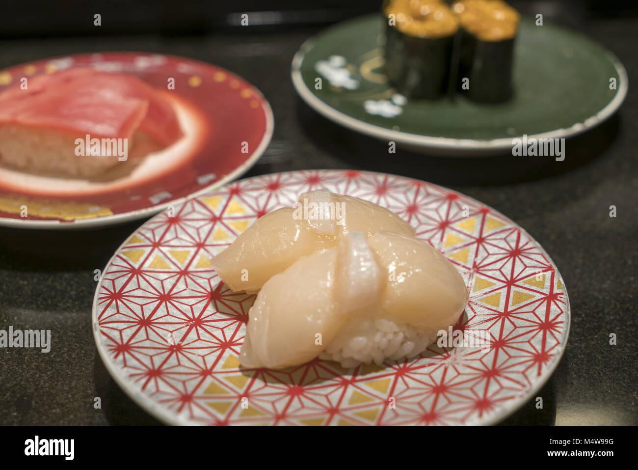 Scallop Sushi, asian japanese cuisine delicious food Stock Photo - Alamy