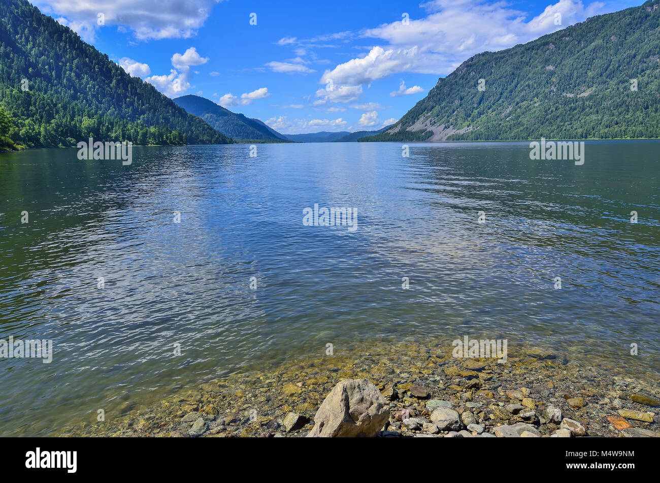 Altai mountains lake hi-res stock photography and images - Alamy