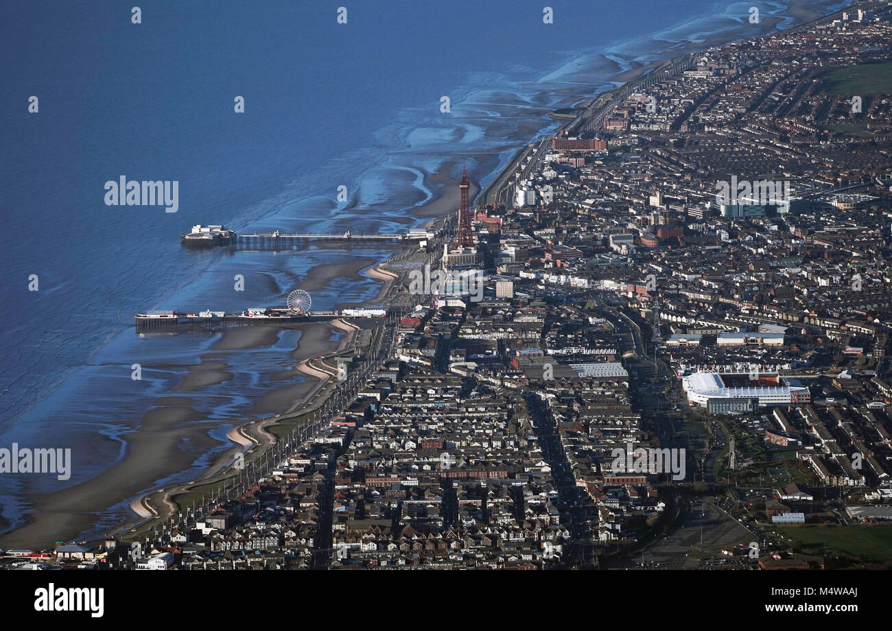 Blackpool bathed in sunlight as seen from the air Stock Photo - Alamy