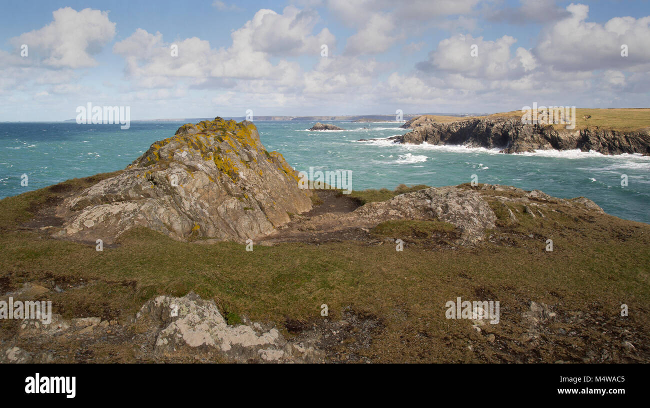 Rough sea cornwall smuggling hi-res stock photography and images - Alamy