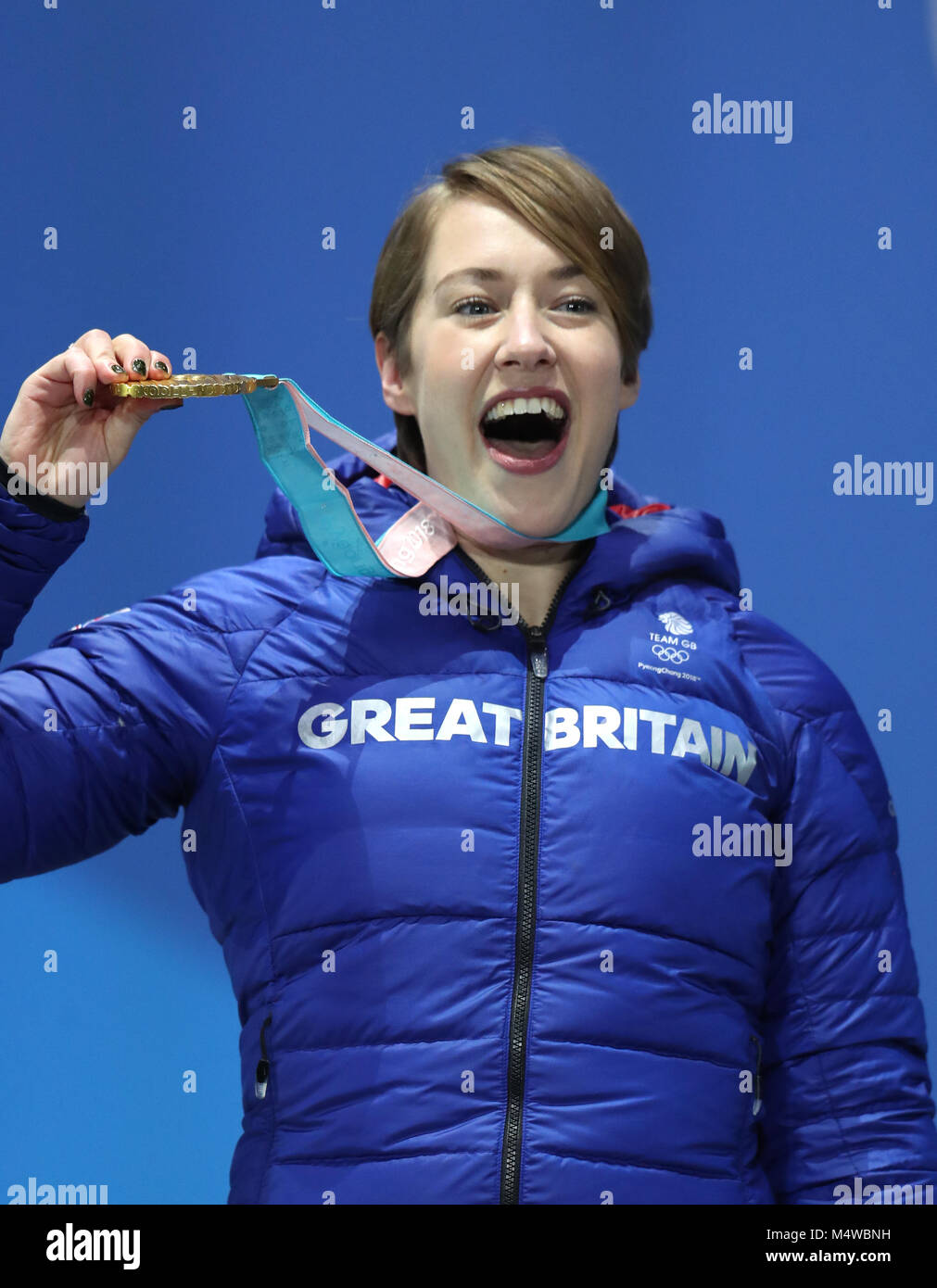 Great Britain's Lizzy Yarnold poses with her gold medal during the ...