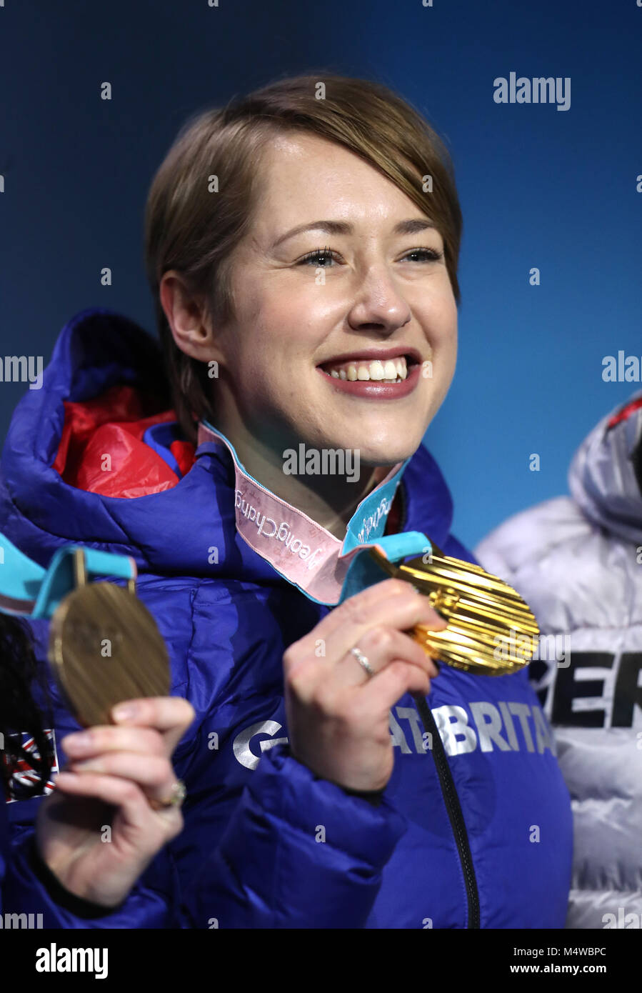 Great Britain's Lizzy Yarnold poses with her gold medal during the ...