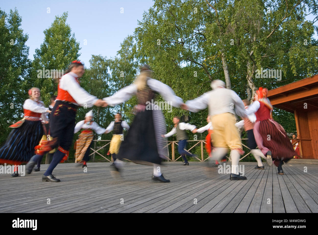 Swedish folk dance hi-res stock photography and images - Alamy