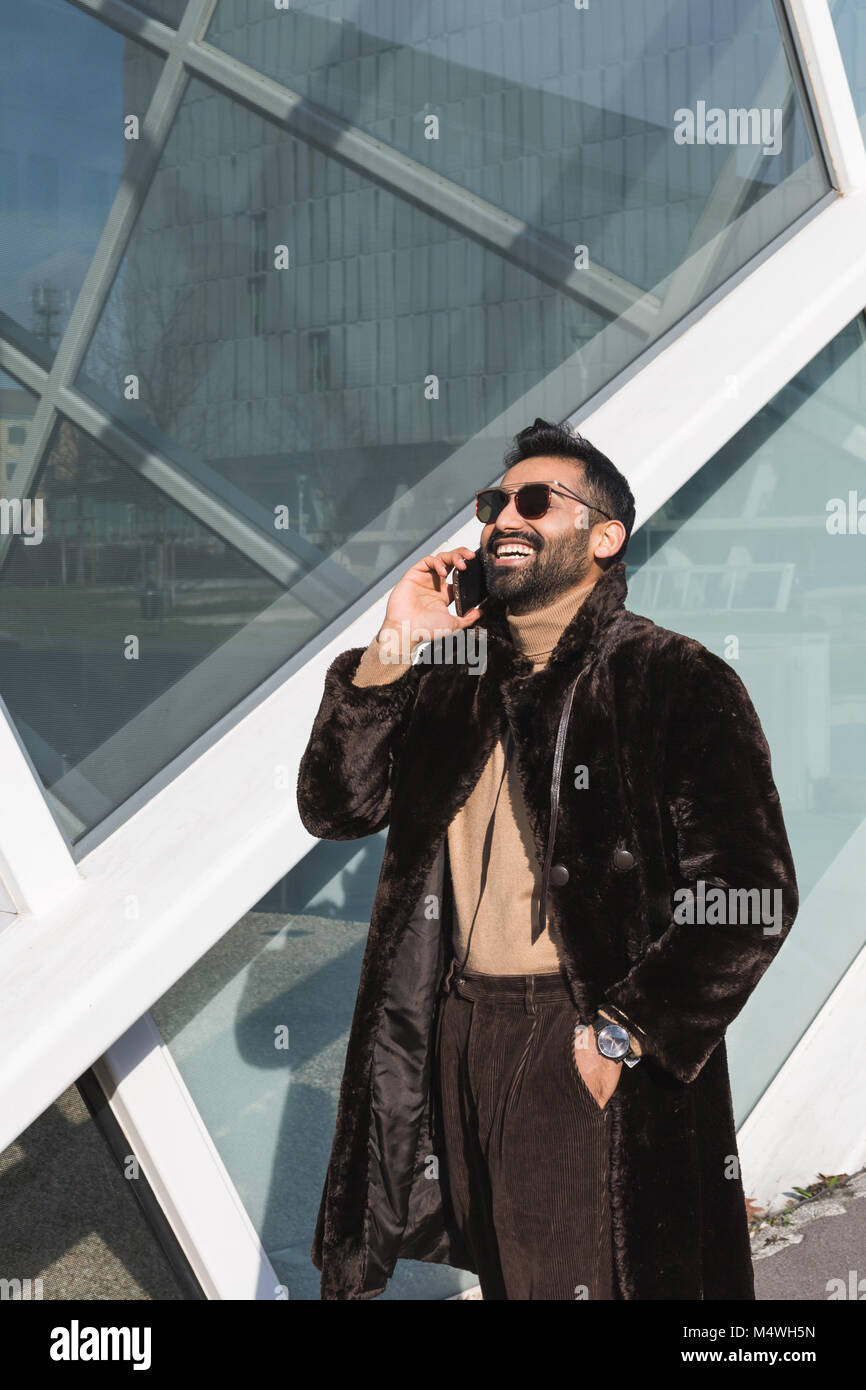 Indian man talking hi-res stock photography and images - Alamy