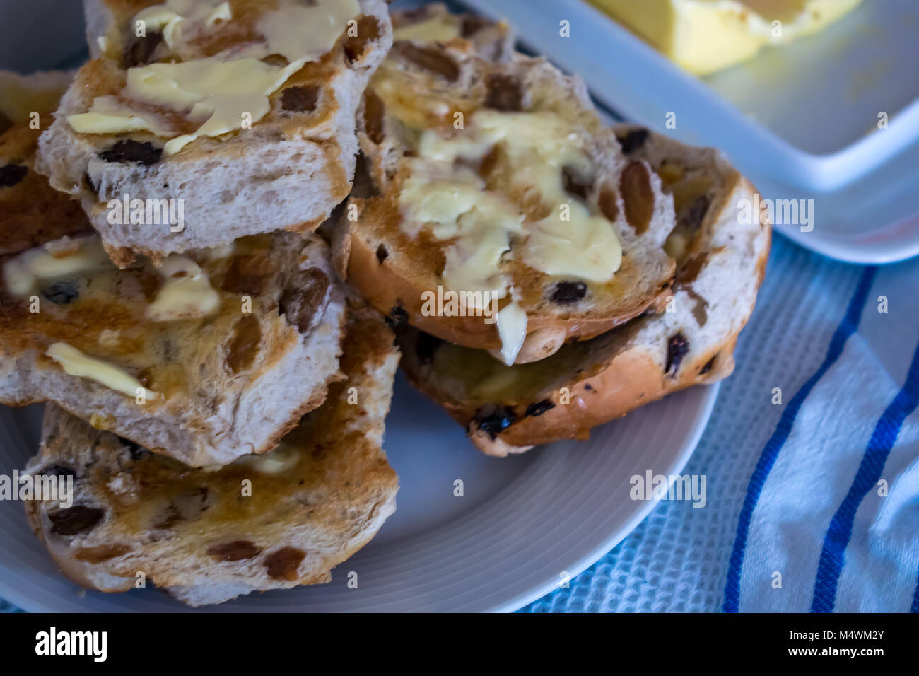 Burnt buns hi-res stock photography and images - Alamy