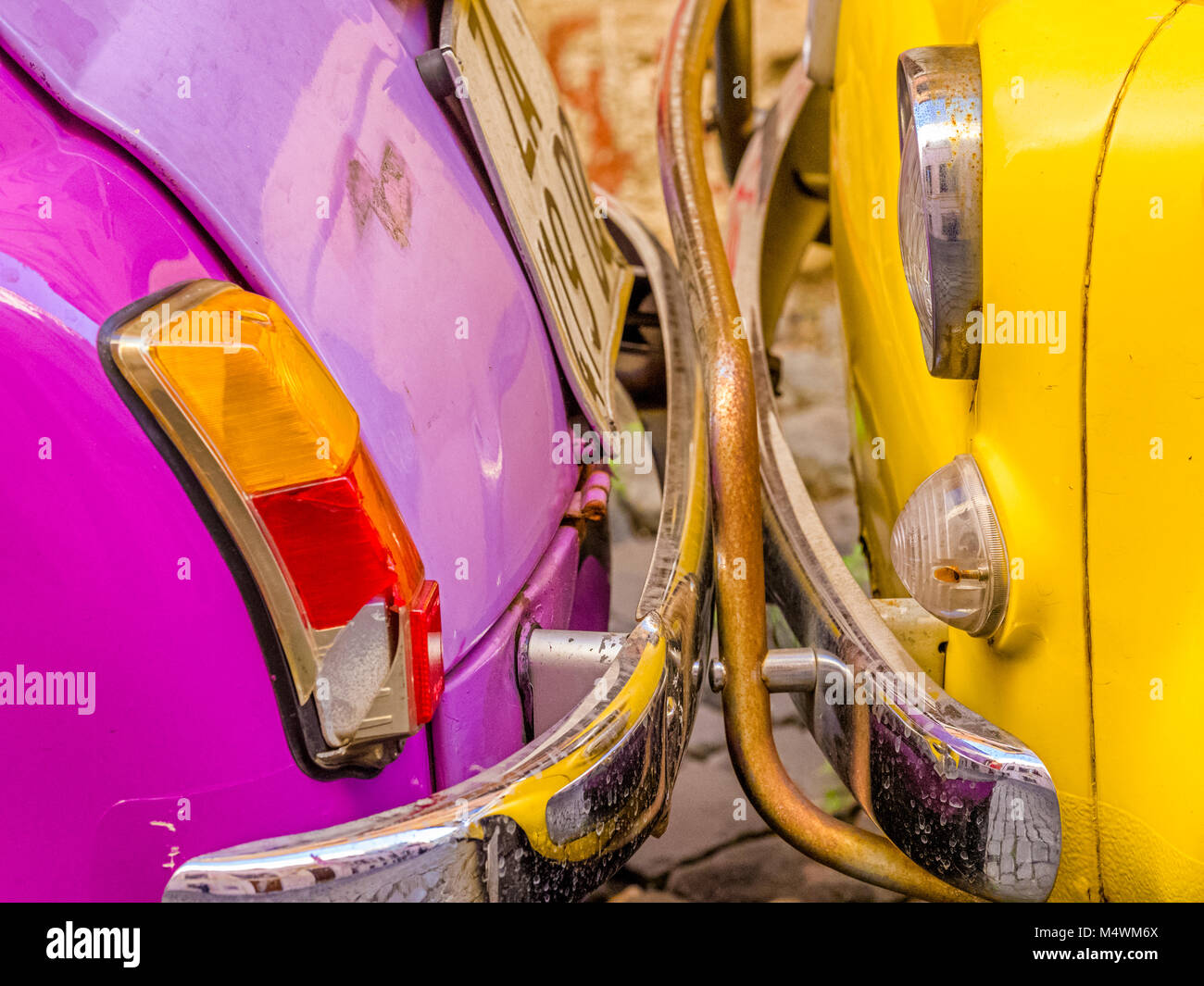 Yellow fiat cinquecento hi-res stock photography and images - Alamy