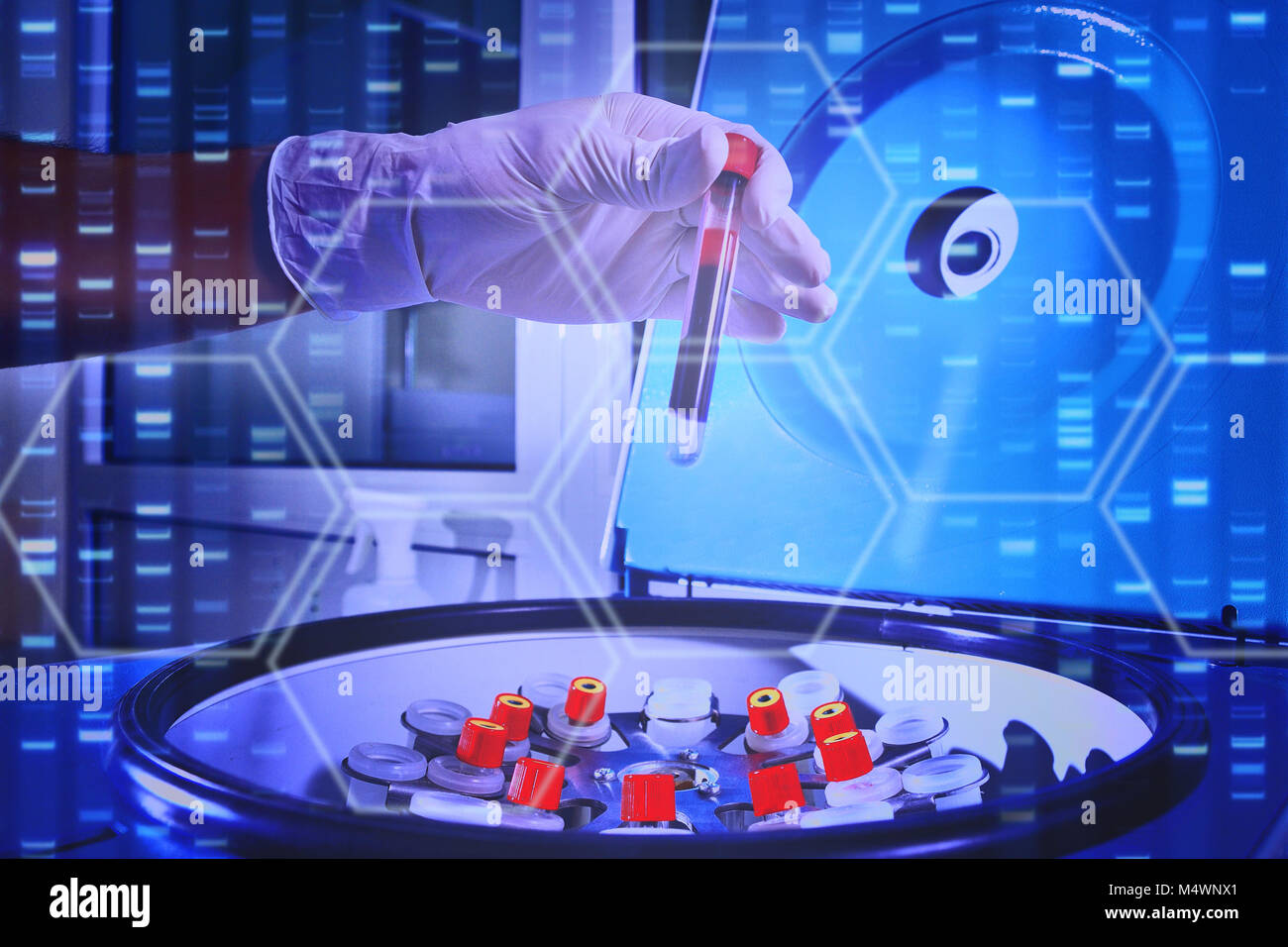 Dna structure in hand hi-res stock photography and images - Alamy