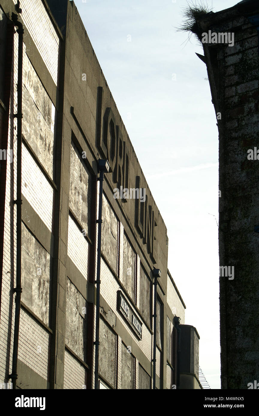 Lord Line Building, Dock offices, Hull Fishing industry,Saint Andrew's ...