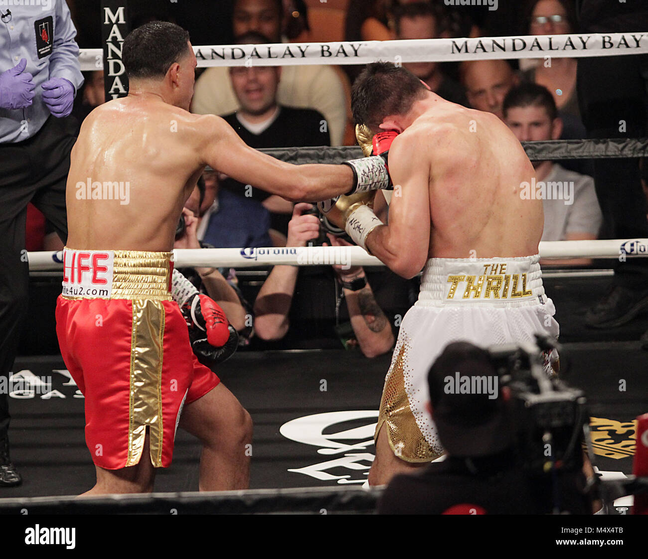 Las Vegas, Nevada, USA. 18th Feb, 2018. WBC Super Middleweight Champion ...