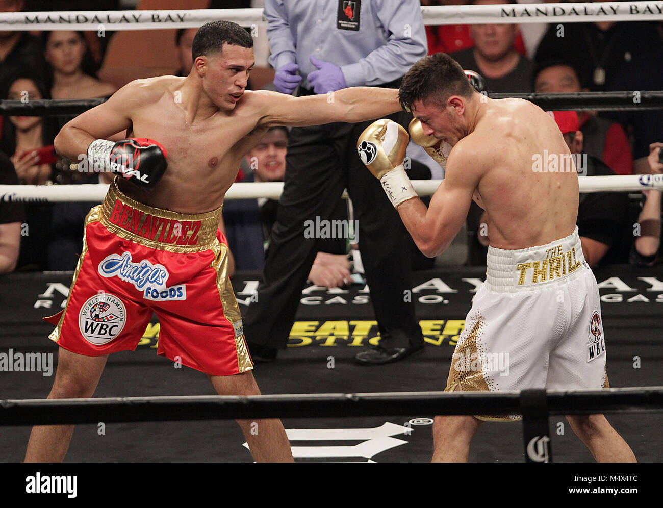 Wbc super middleweight champion hi-res stock photography and images - Alamy