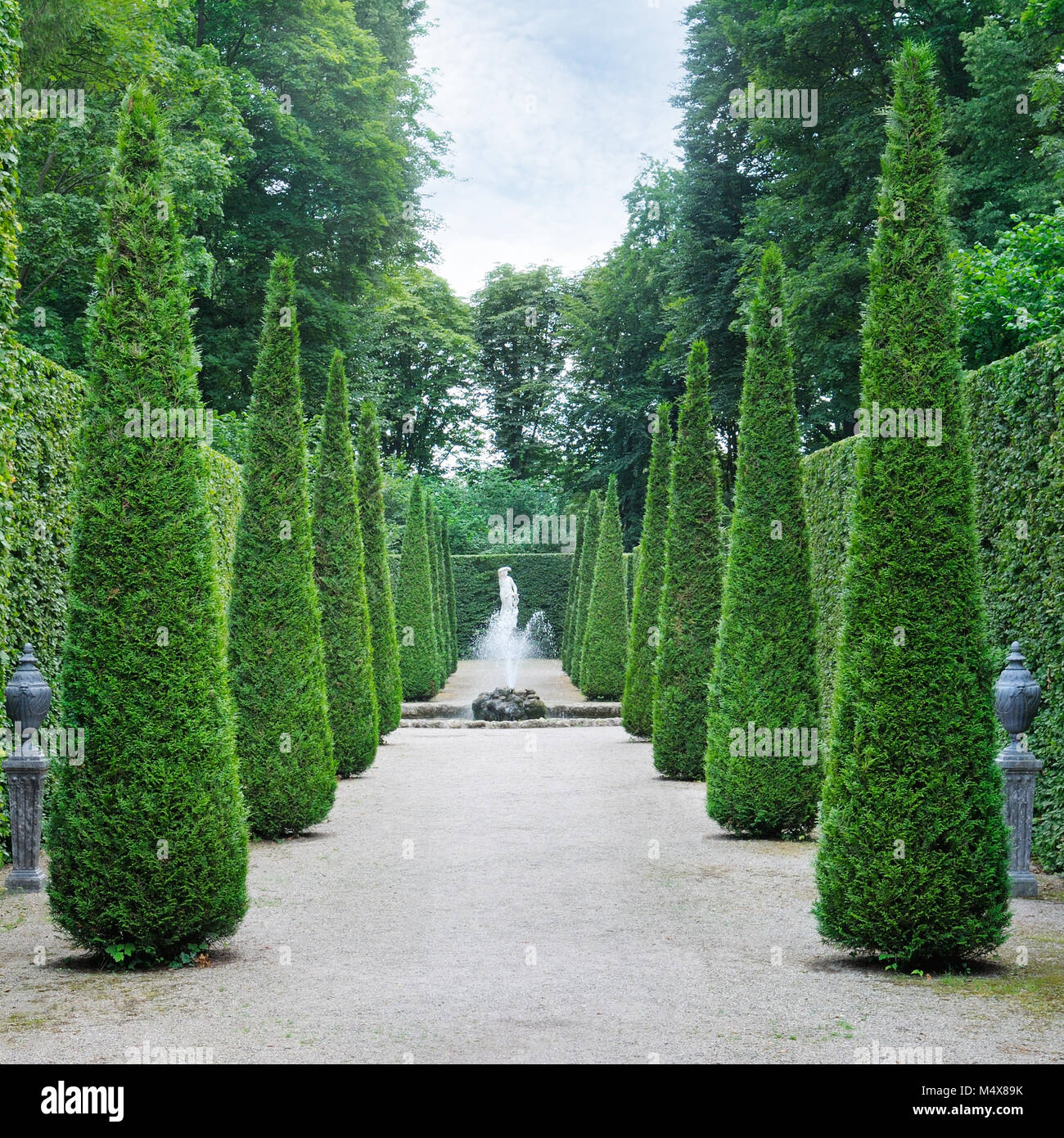 Beautiful alley in the park Stock Photo - Alamy