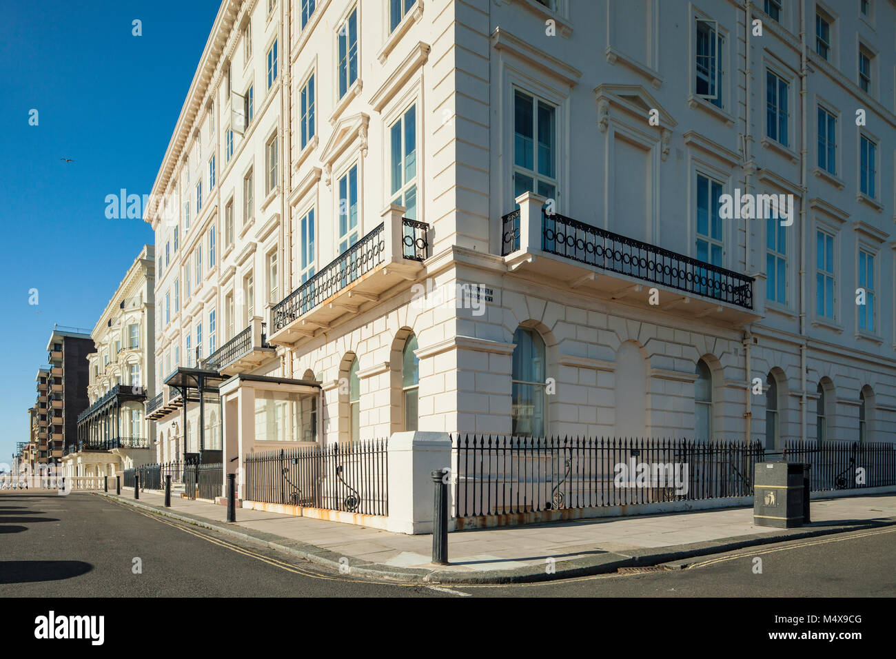 Hove city hi-res stock photography and images - Alamy