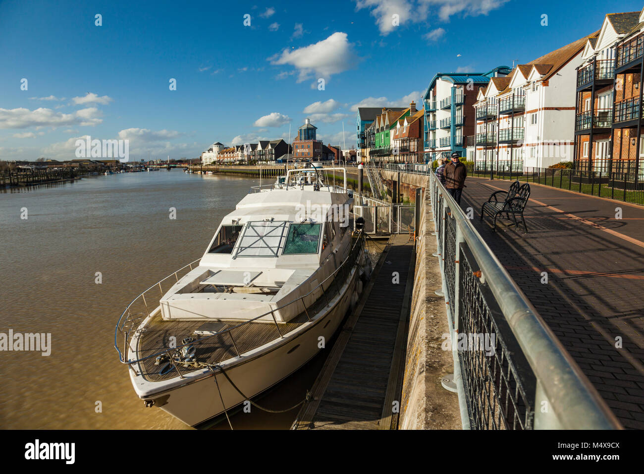 Littlehampton west sussex boat hi-res stock photography and images - Alamy