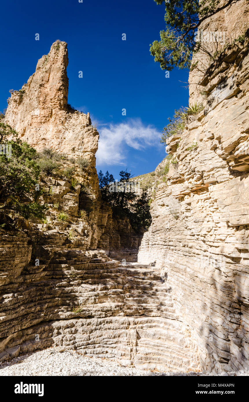 Hiker's Staircase rock formation on Devil's Hall Trail in Guadalupe ...
