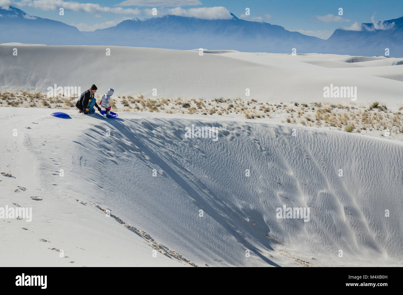 Family vacation sand dunes gypsum hi-res stock photography and images ...