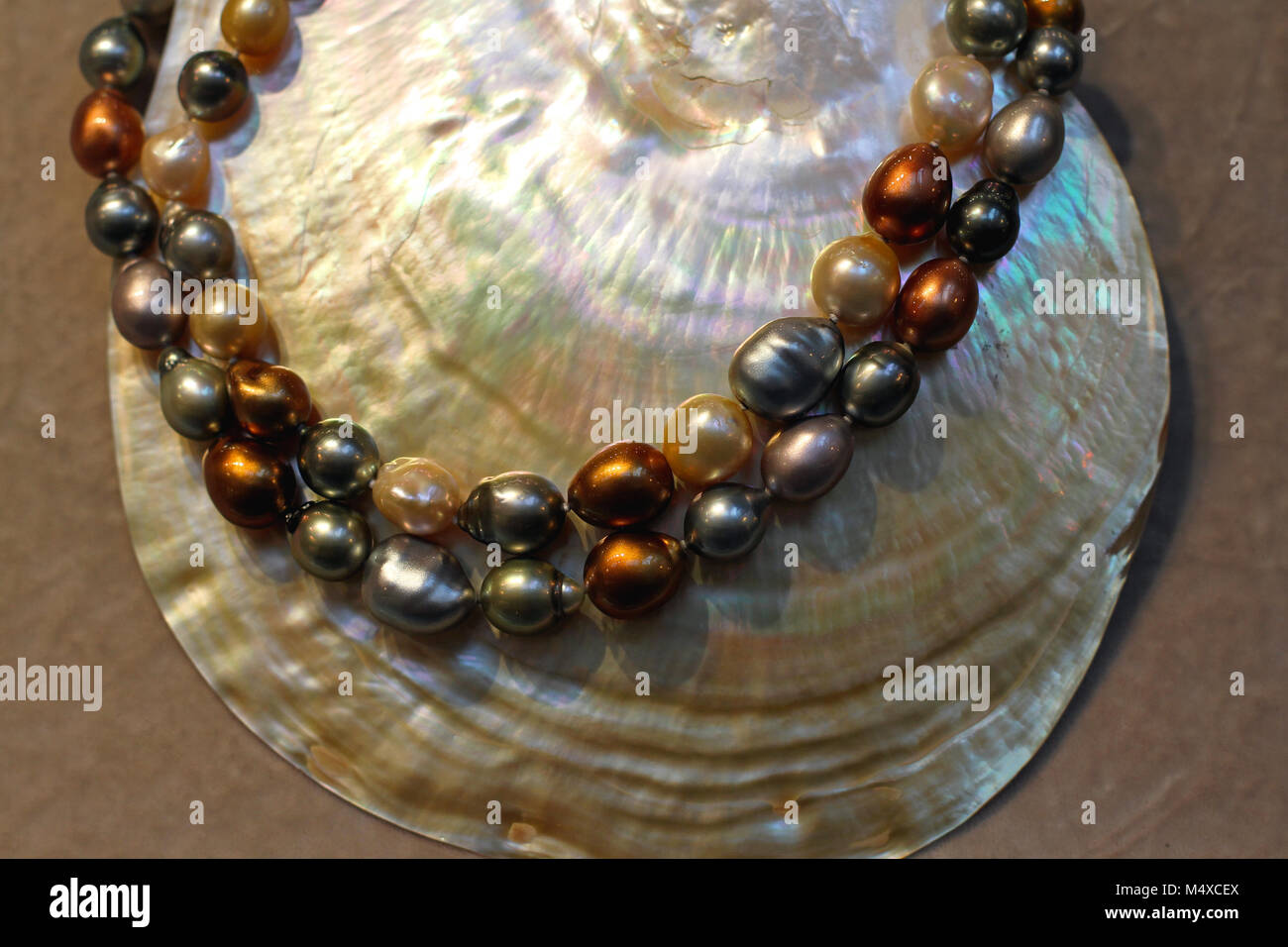 Natural pearls necklace Stock Photo - Alamy