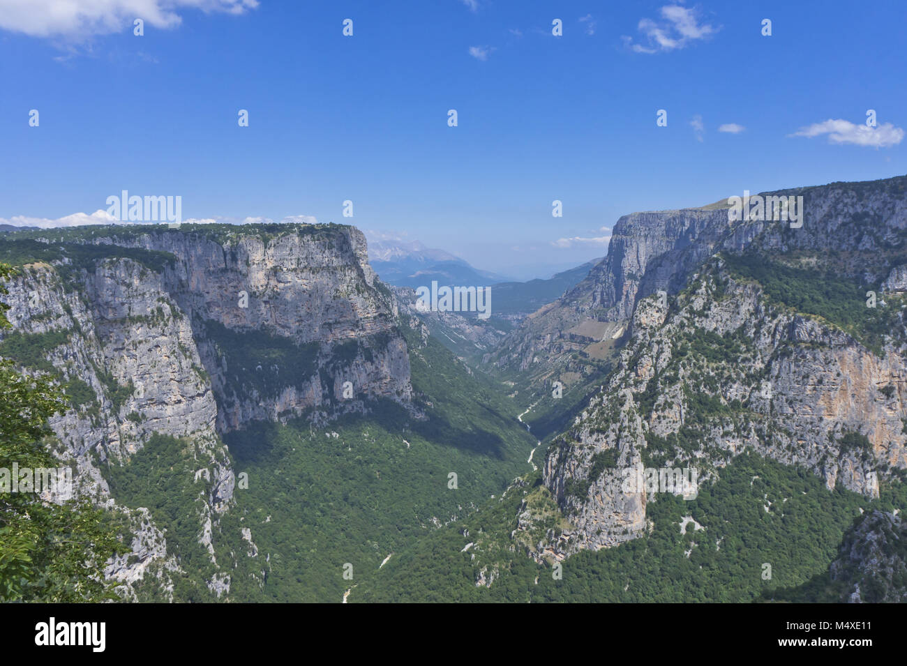 Vikos Gorge, Zagorochoria, Ipiros, Greece Stock Photo - Alamy