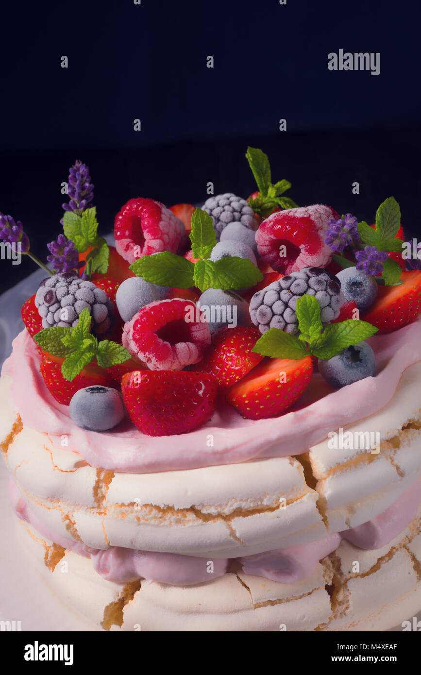 Pavlova with berry fruits Stock Photo - Alamy