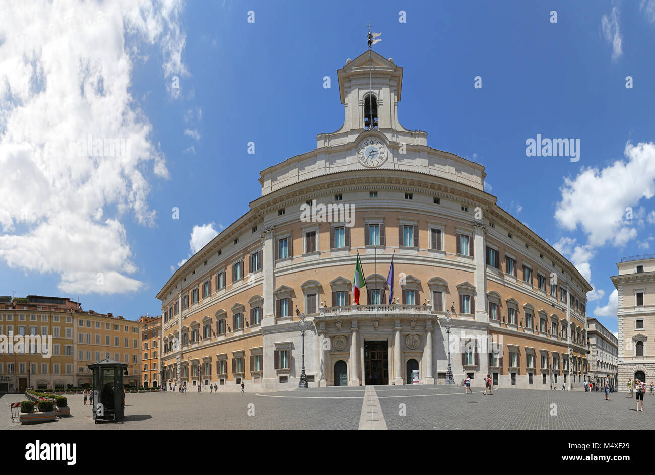 Piazza di monte citorio hi-res stock photography and images - Alamy