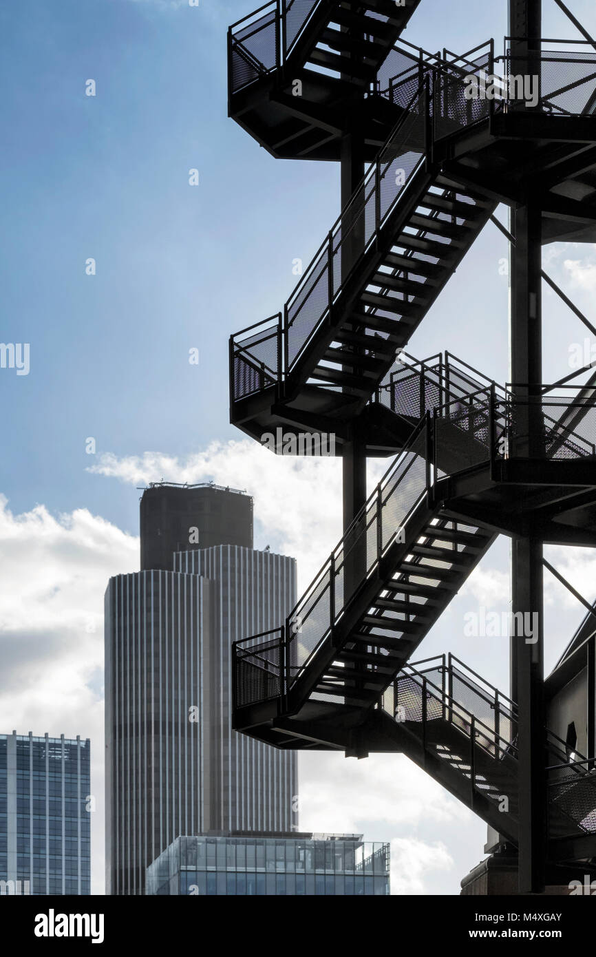 High rise fire london hi-res stock photography and images - Alamy