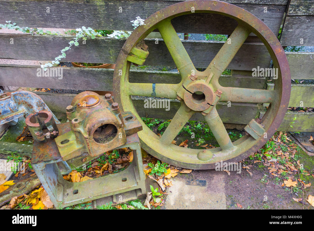 Crank shaft hi-res stock photography and images - Alamy