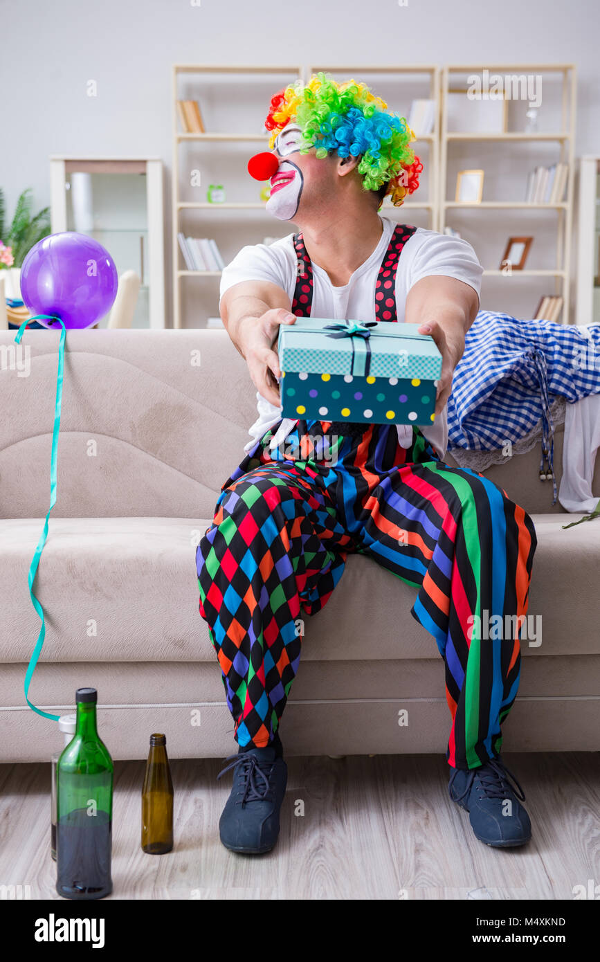 Drunk clown hi-res stock photography and images - Alamy