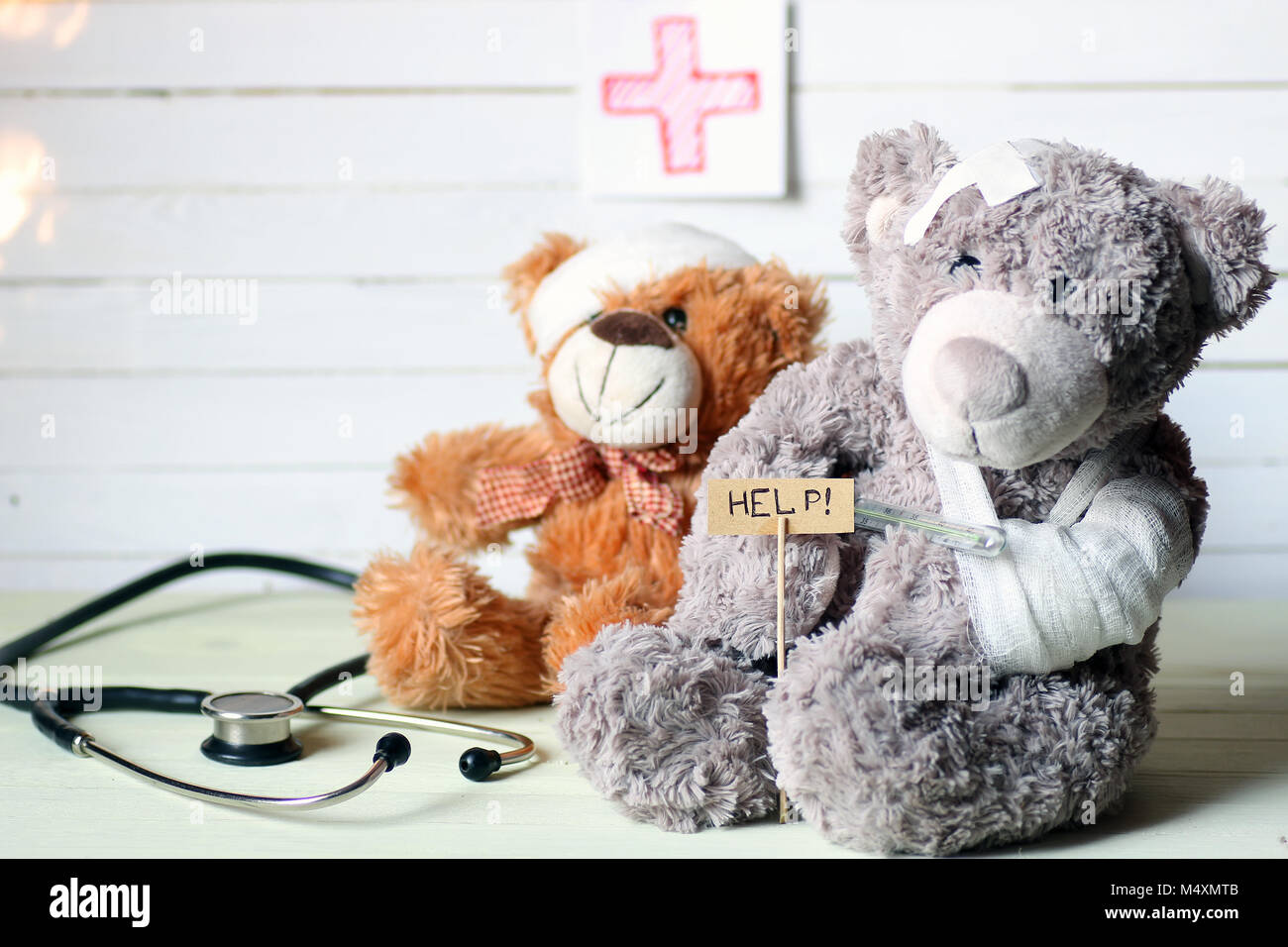 toy teddy doctor Stock Photo - Alamy