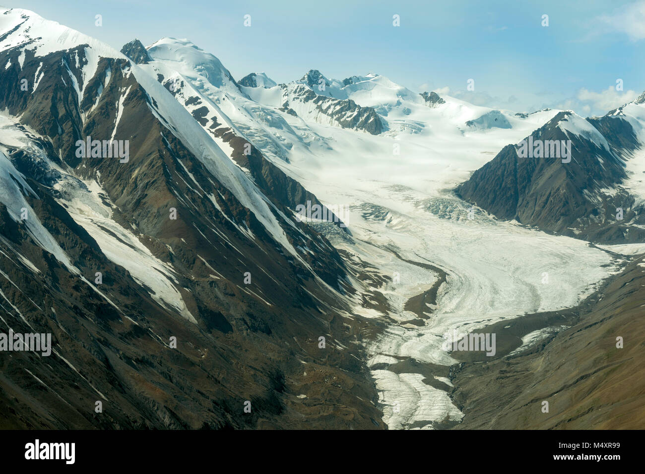 Kluane national park and reserve hi-res stock photography and images ...