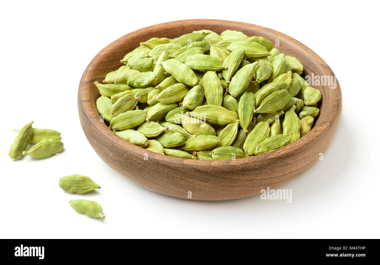 close up of dried cardamom isolated on white background Stock Photo - Alamy