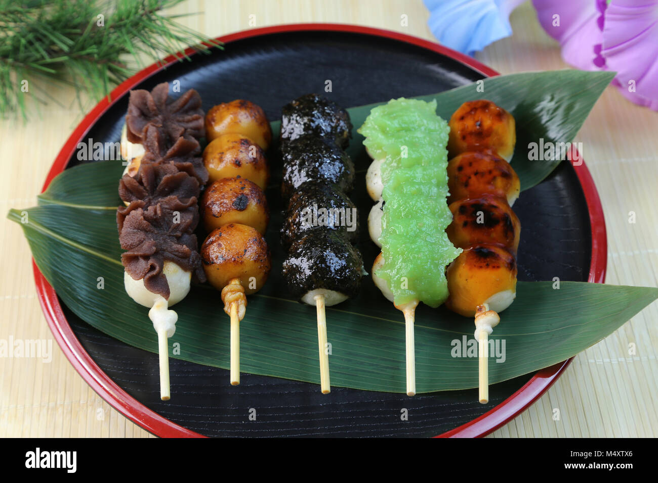 Soy sauce dango hi-res stock photography and images - Alamy