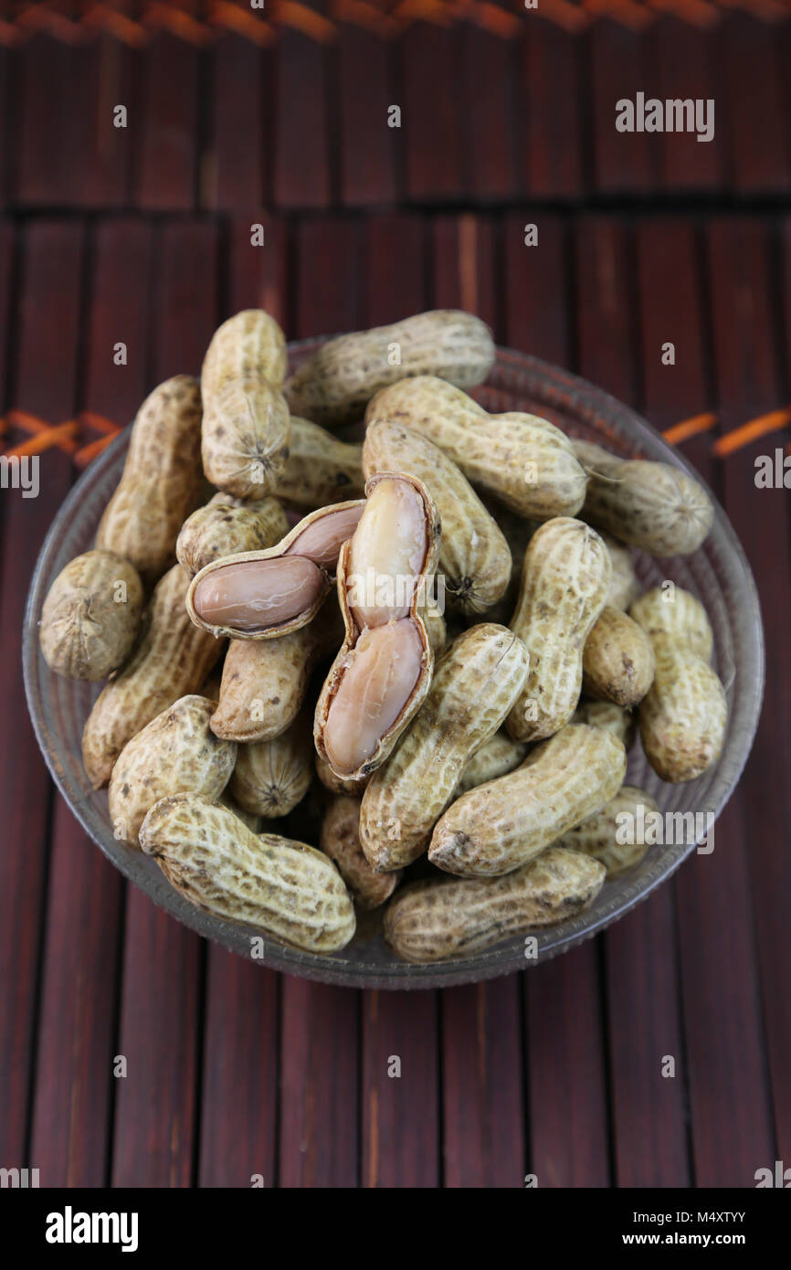 Boiled peanuts hi-res stock photography and images - Alamy