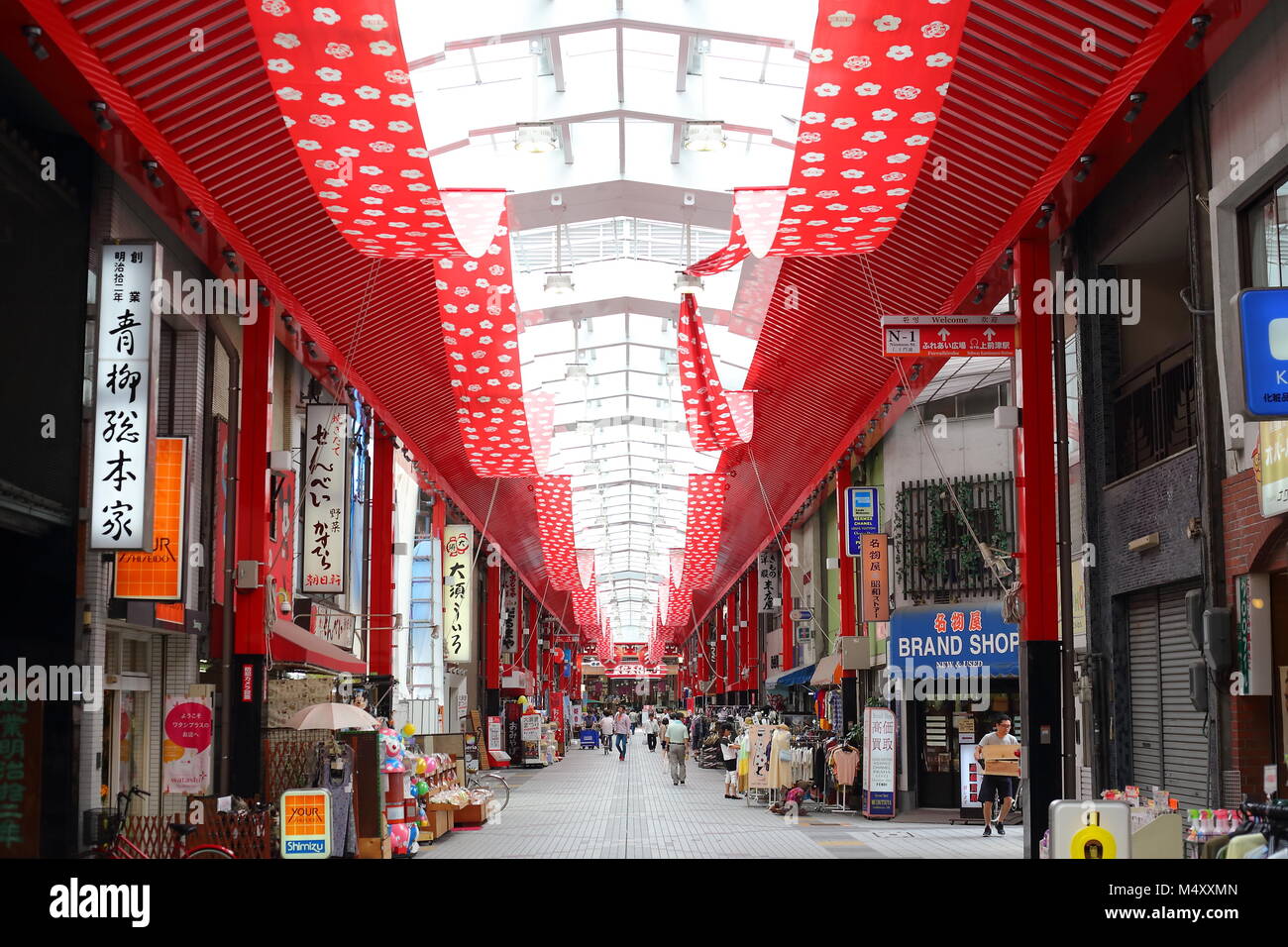 Oosu Shopping street Stock Photo - Alamy