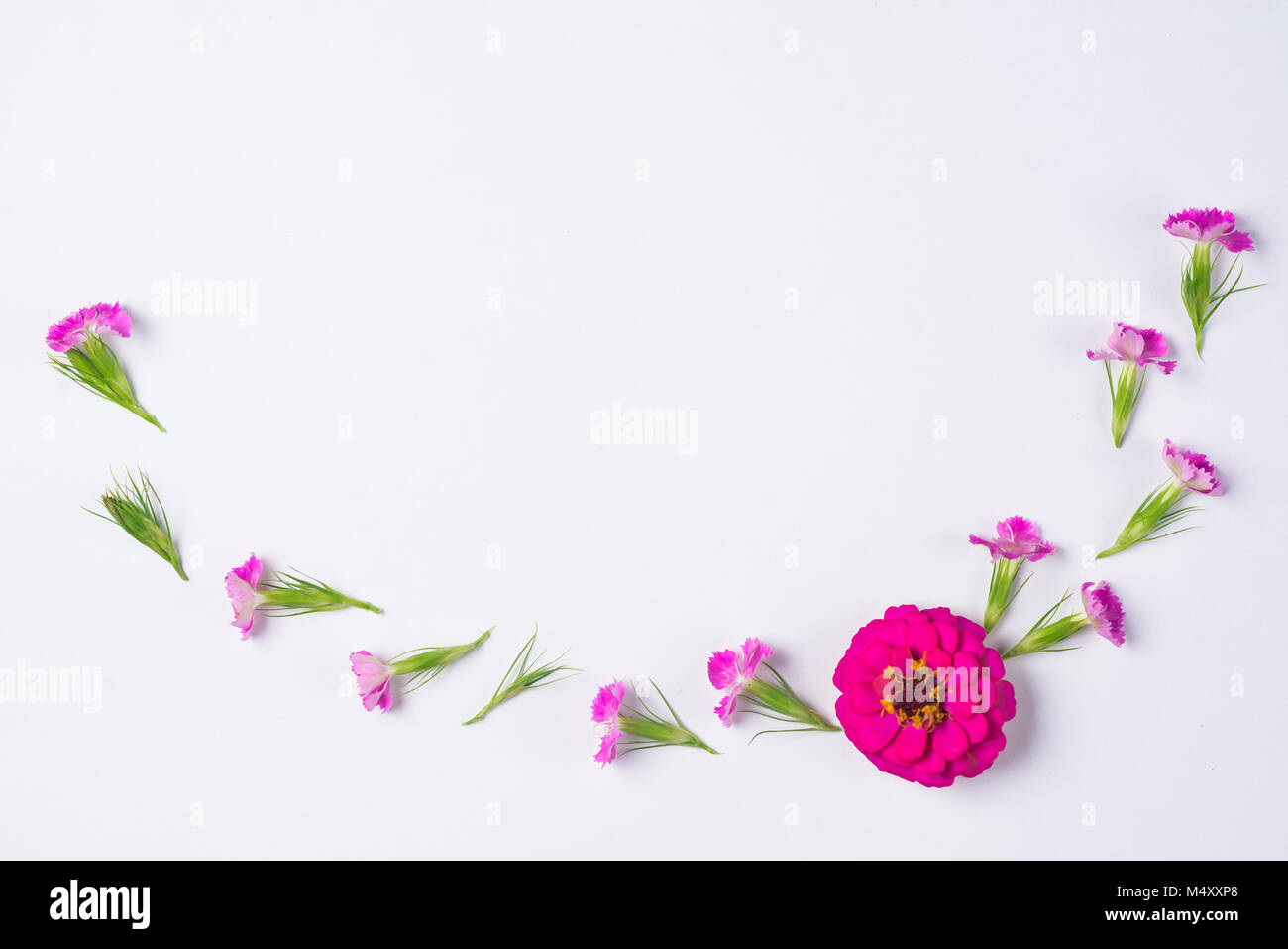 Frame of flowers laid out on the table Stock Photo - Alamy