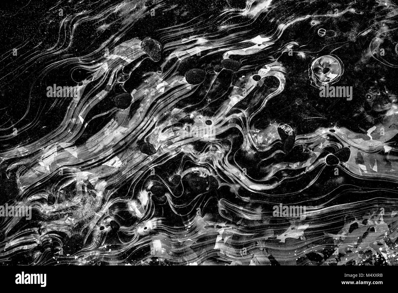 Crest of ice Stock Photo - Alamy