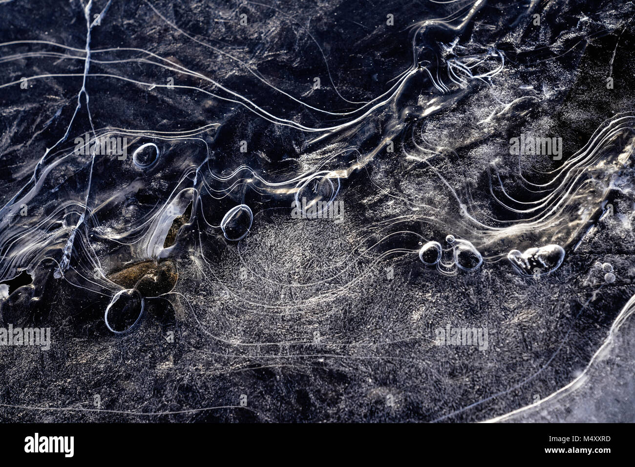 Crest of ice Stock Photo - Alamy