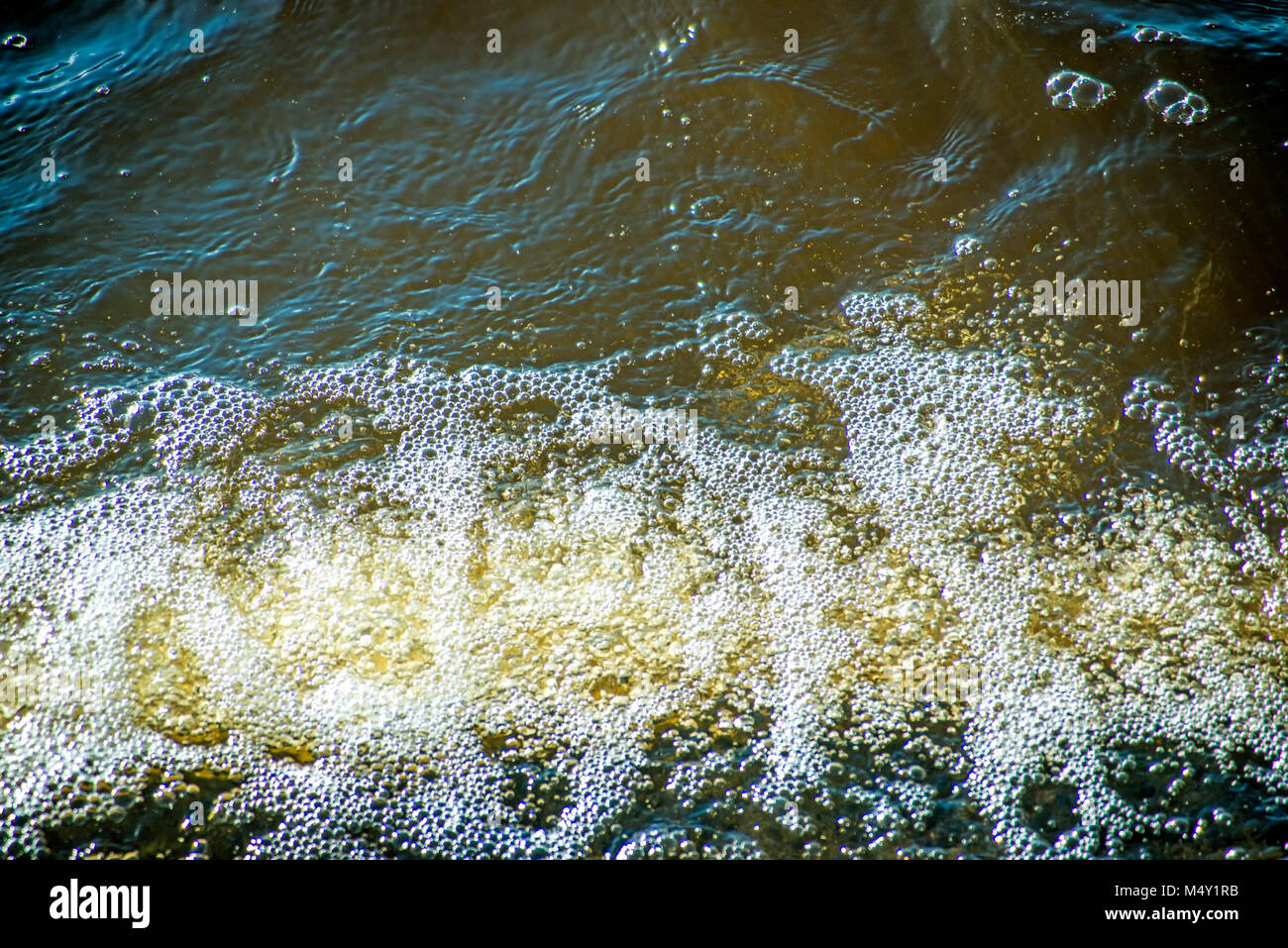 bubbles in the sea Stock Photo - Alamy