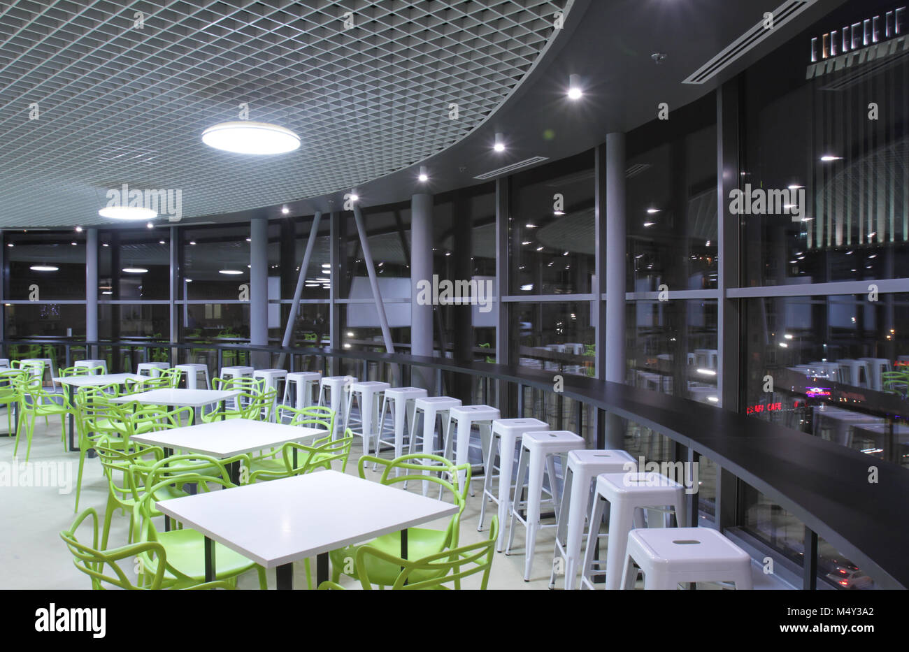 Modern office lunch room hi-res stock photography and images - Alamy