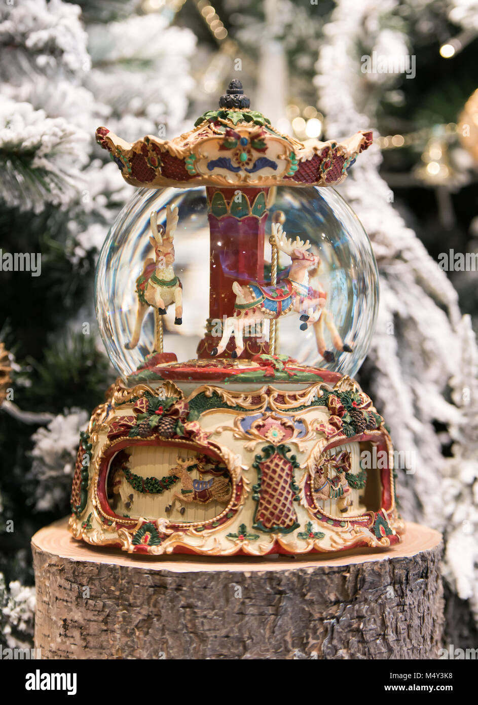 Wooden carousel hi-res stock photography and images - Alamy