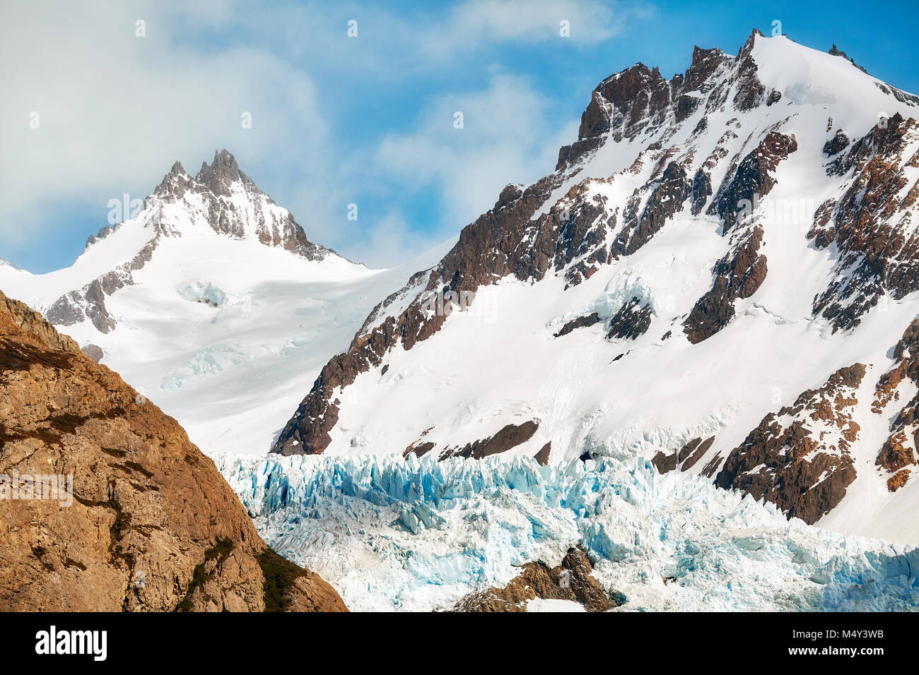 Glacier in the Fitz Roy Mountain Range, Los Glaciares National Park ...