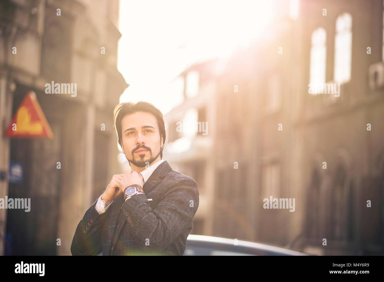 Old man in tweed suit hi-res stock photography and images - Alamy