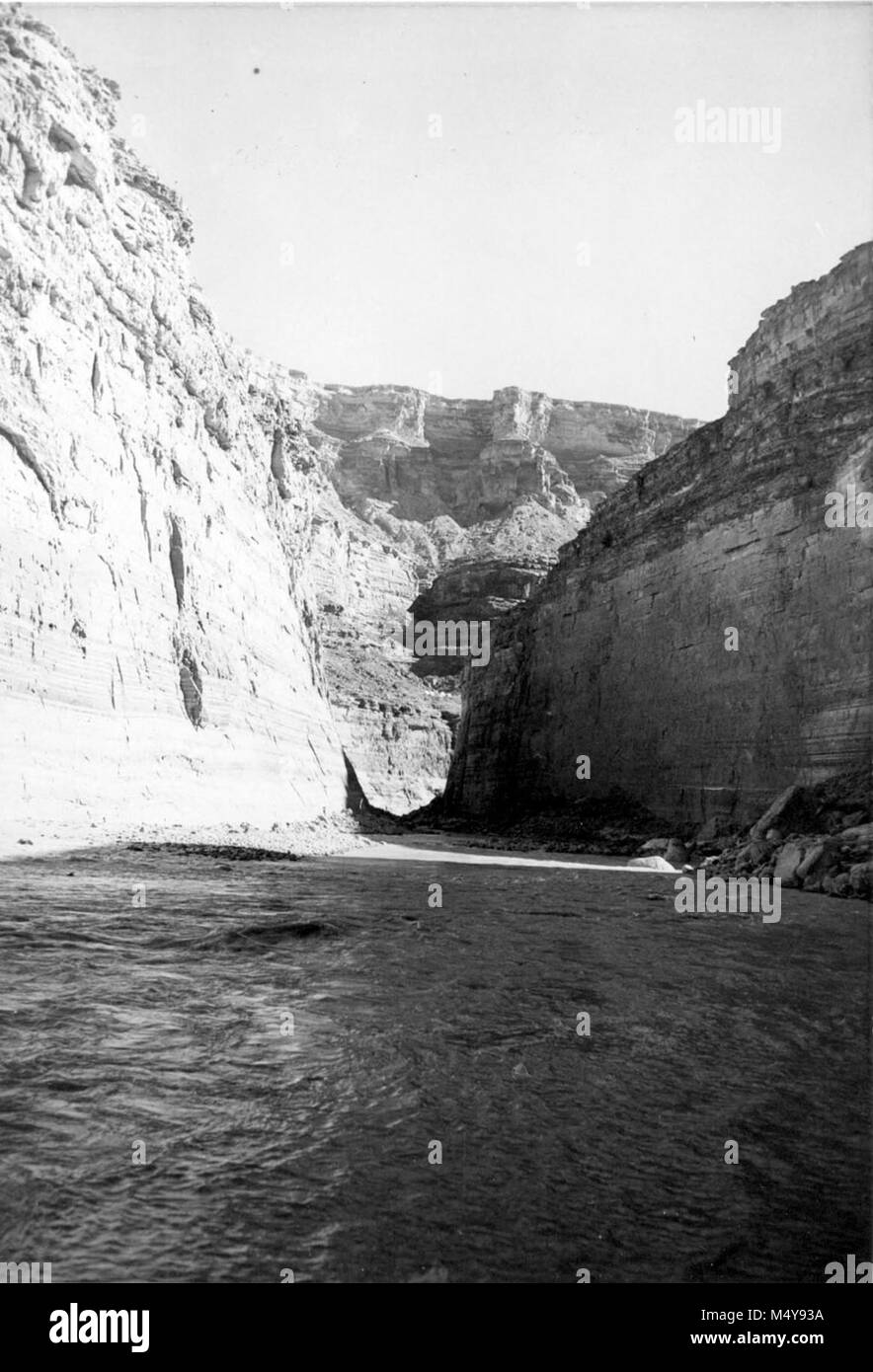 Constr point hi-res stock photography and images - Alamy