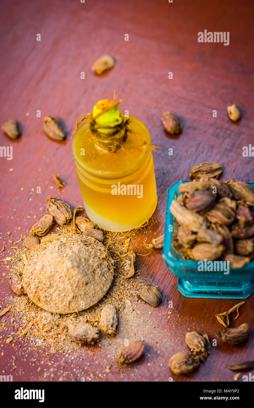 Health benefits of cardamom hi-res stock photography and images - Alamy